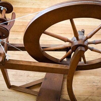 How a Spinning Wheel Works | Textile Indie