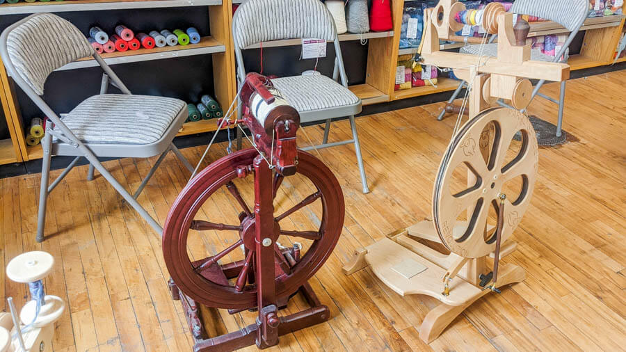 How to Choose Your First Spinning Wheel | Textile Indie